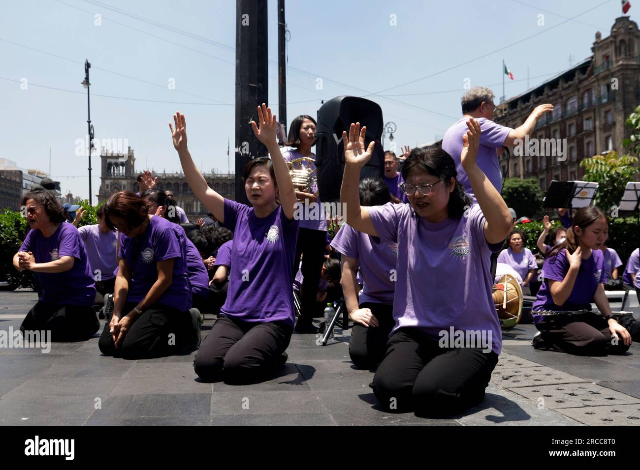 2023 world thousand grand praise march hi-res stock photography and ...