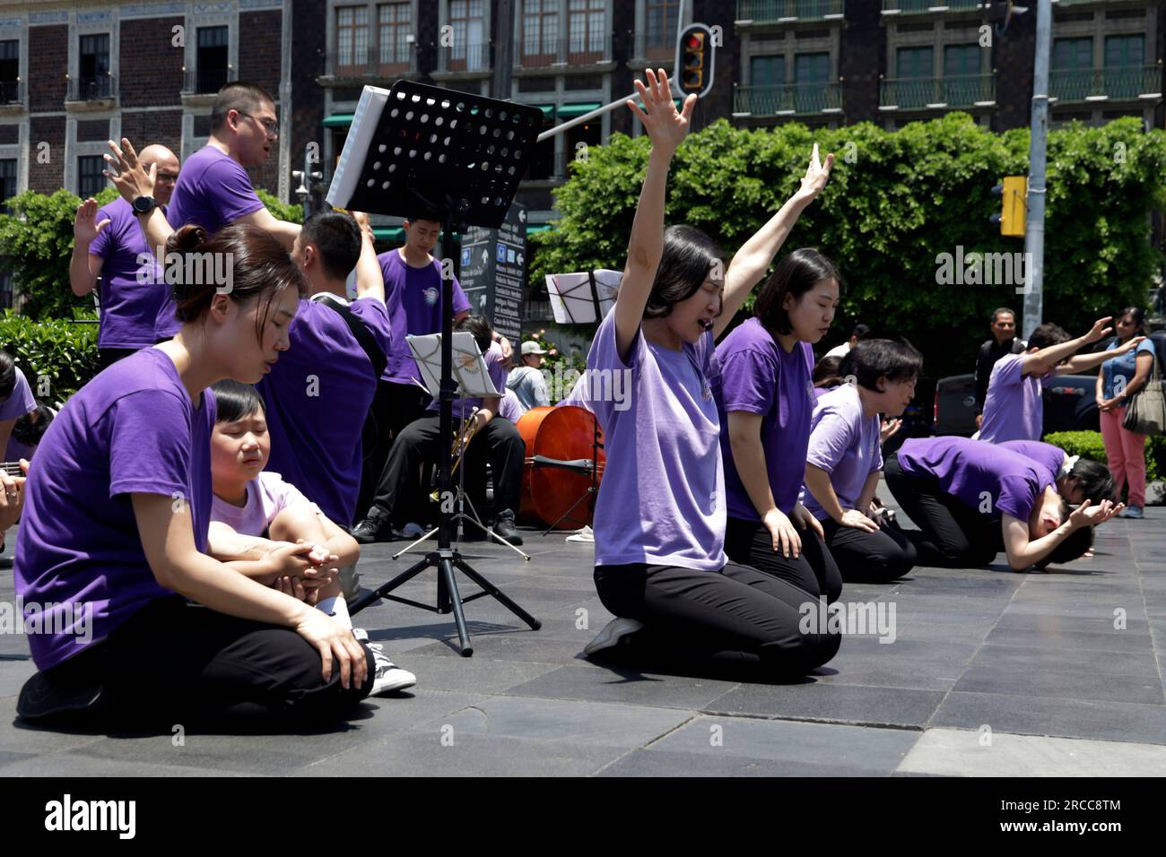 2023 world thousand grand praise march hi-res stock photography and ...