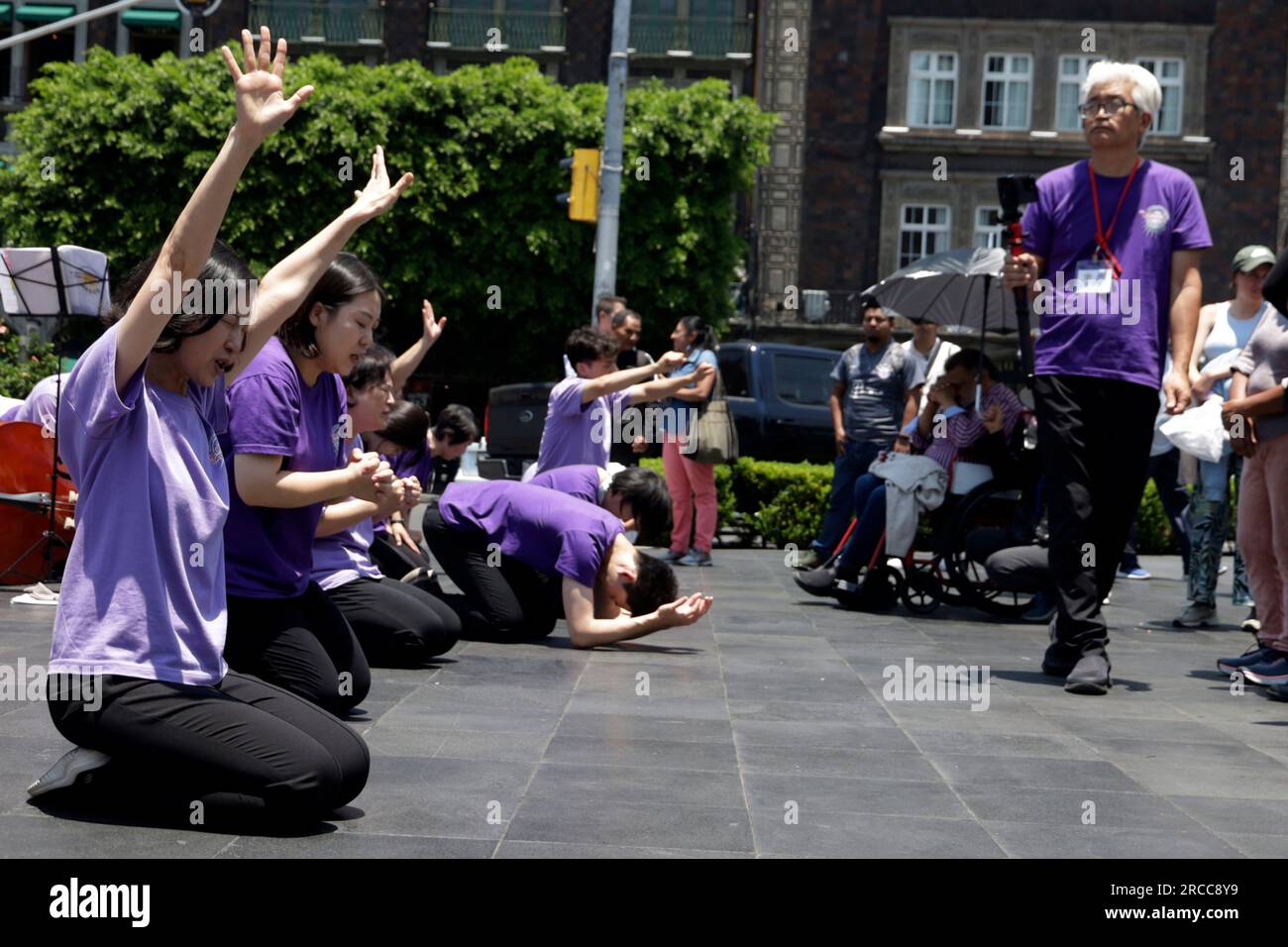 2023 world thousand grand praise march hi-res stock photography and ...
