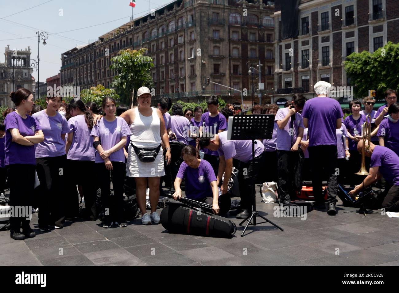 2023 world thousand grand praise march hi-res stock photography and ...