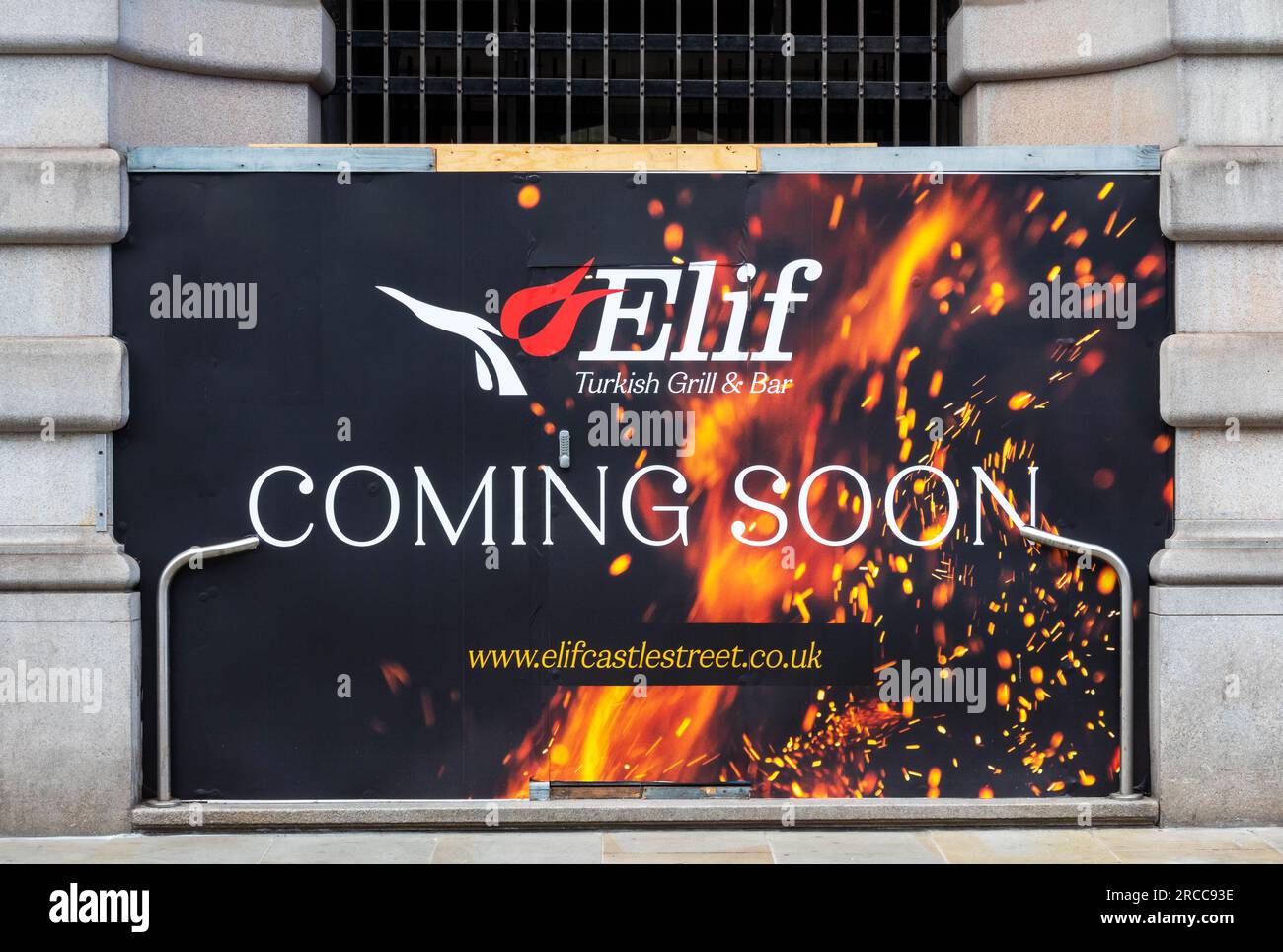 Sign announcing the coming of a new Elif Turkish Grill & Bar on Castle ...