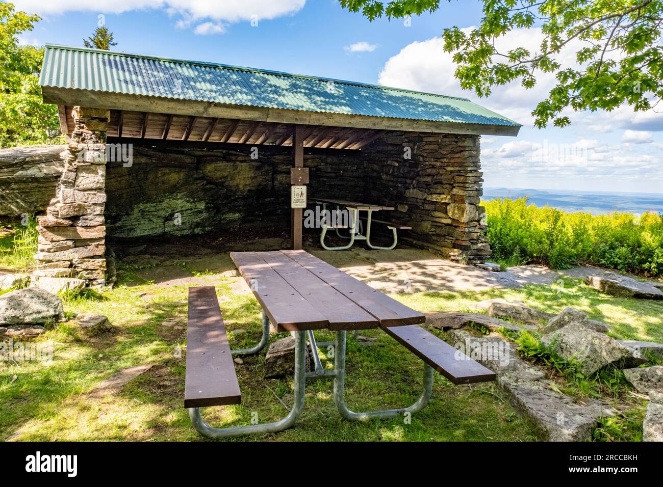 Pack monadnock hi-res stock photography and images - Alamy