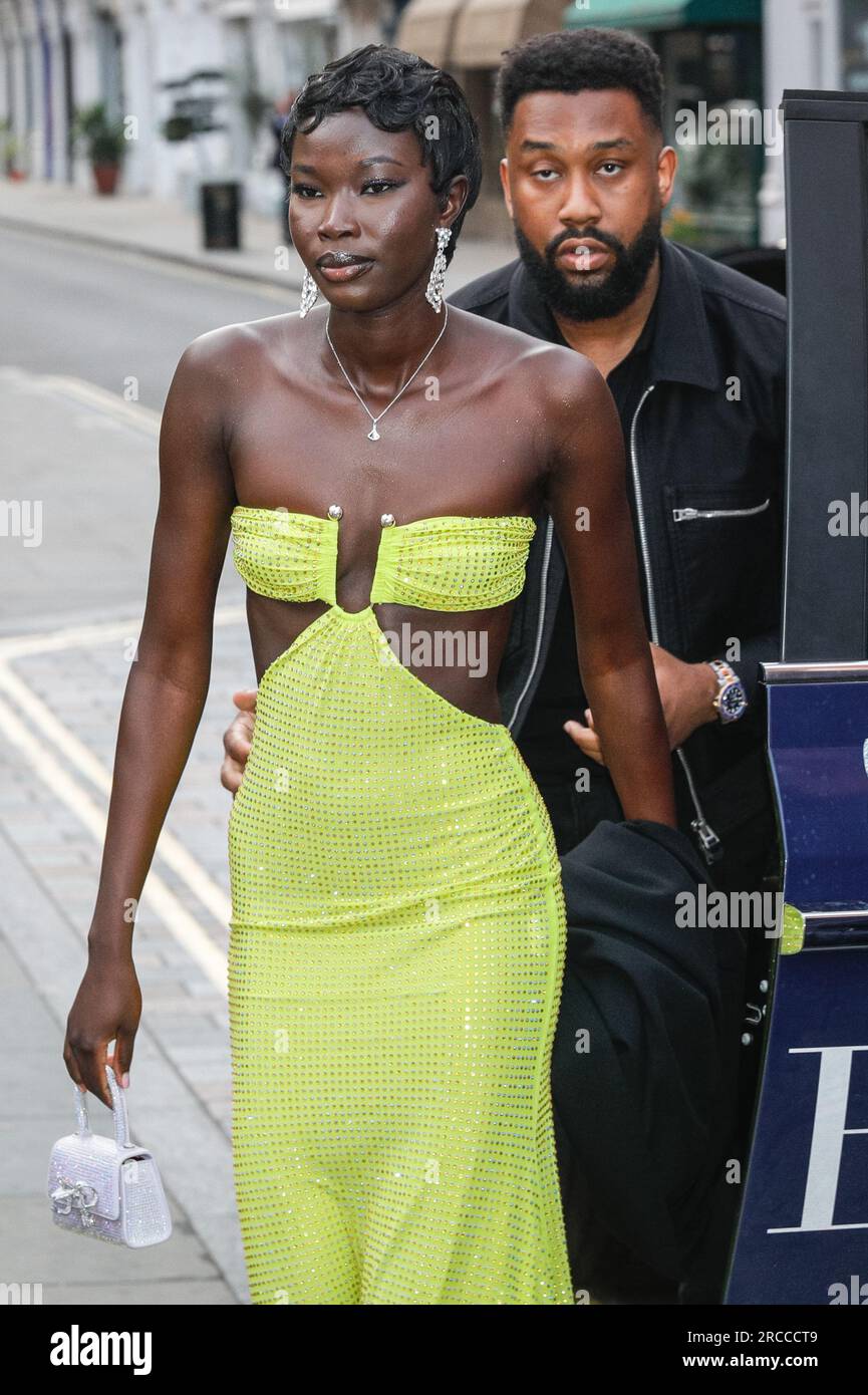 Vogue x self portrait hi-res stock photography and images - Alamy