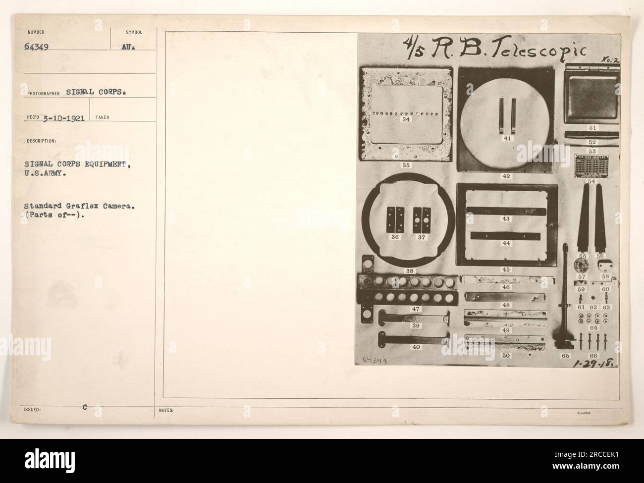 A U.S. Army Signal Corps member with a Standard Graflex Camera. The ...