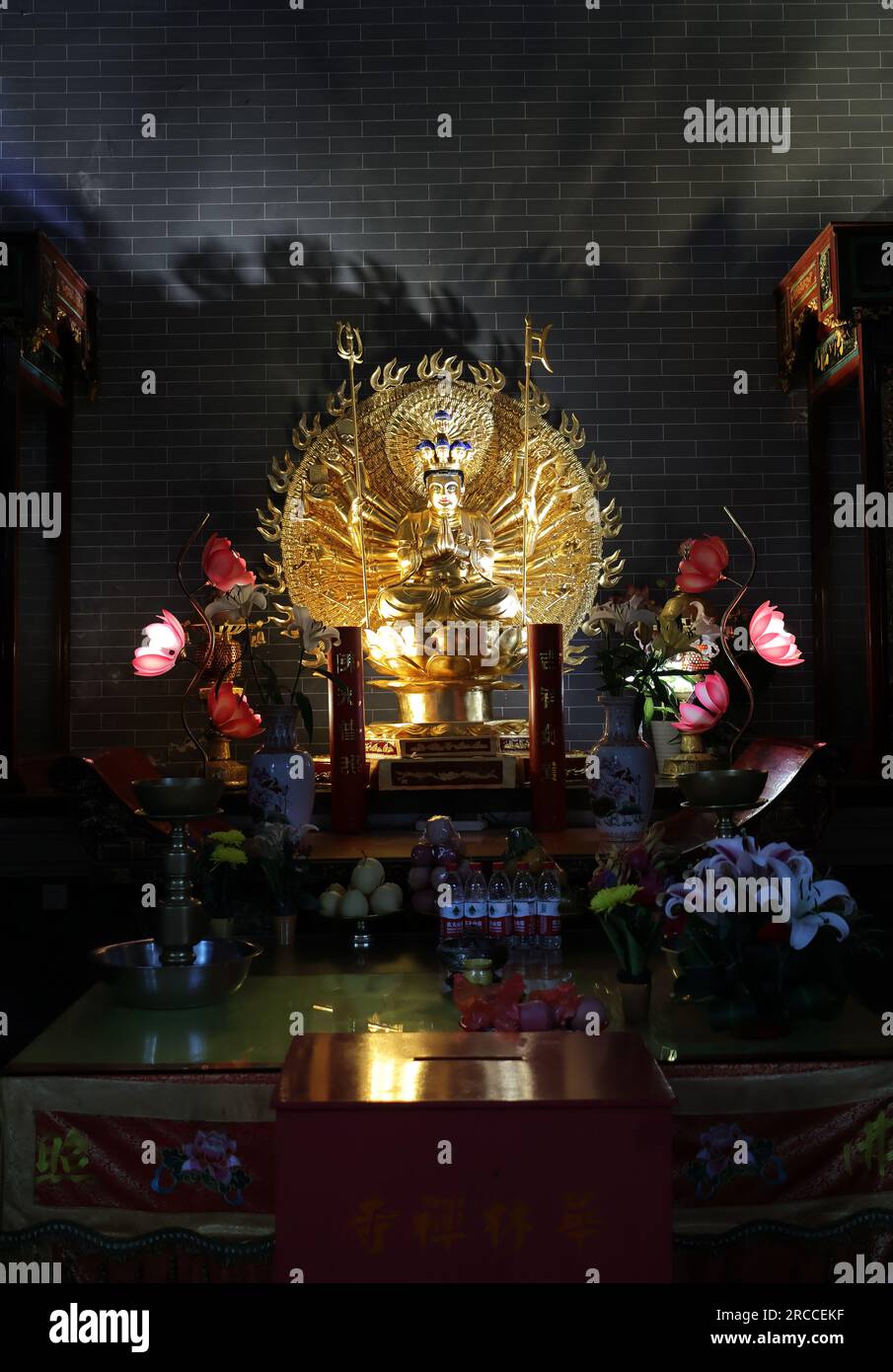 Idols in a Temple of Guangzhou, China Stock Photo - Alamy
