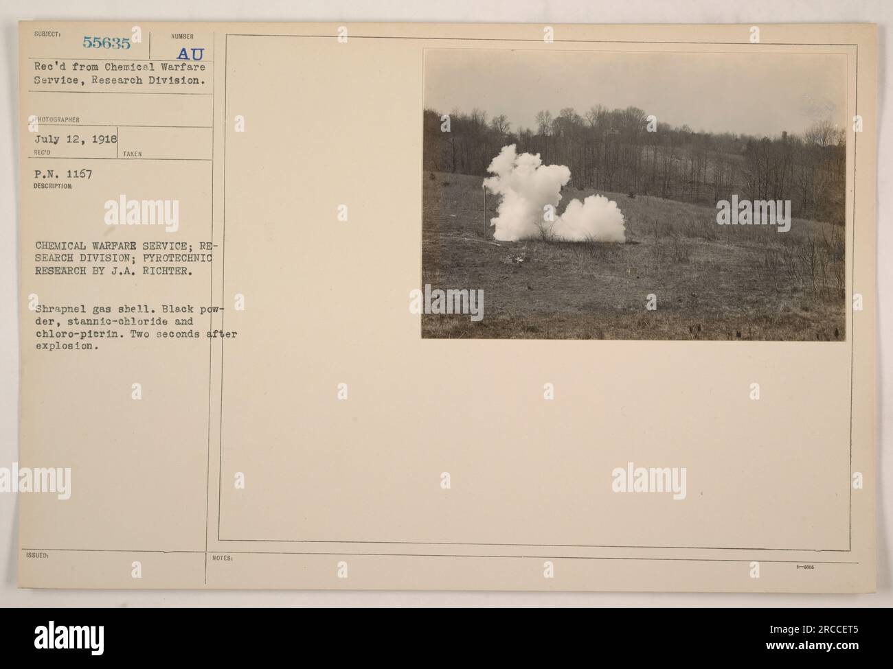 Shrapnel gas shell, containing black powder, stannic-chloride, and ...