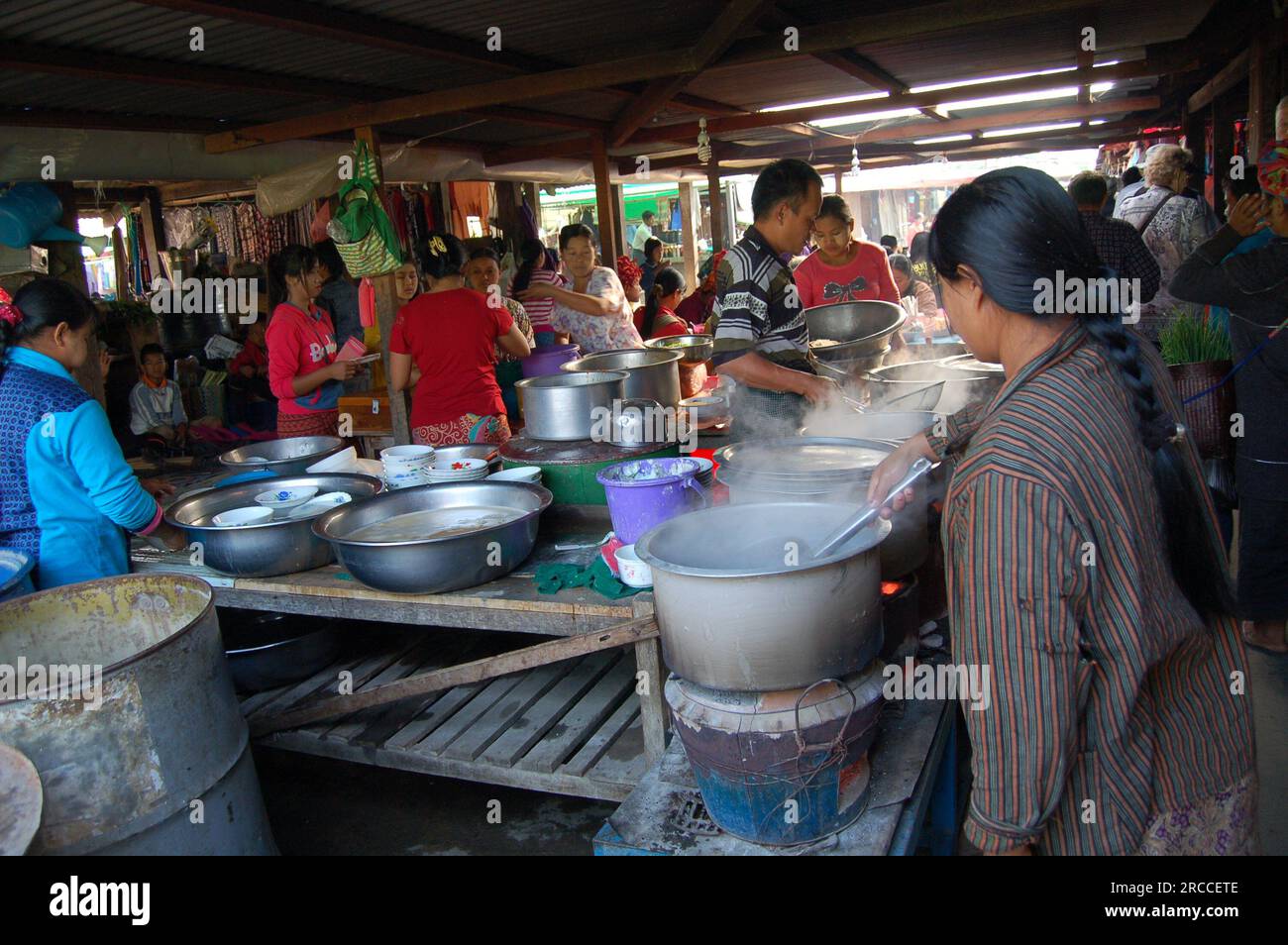 Nan Pan Market Inle Lake Myanmar Stock Photo - Alamy