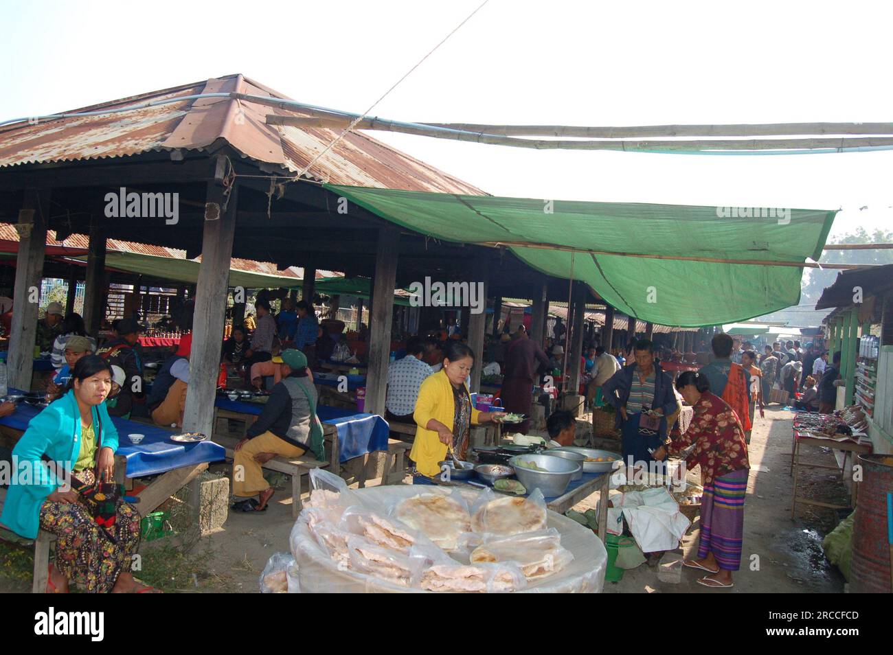 Nan Pan Market Inle Lake Myanmar Stock Photo - Alamy