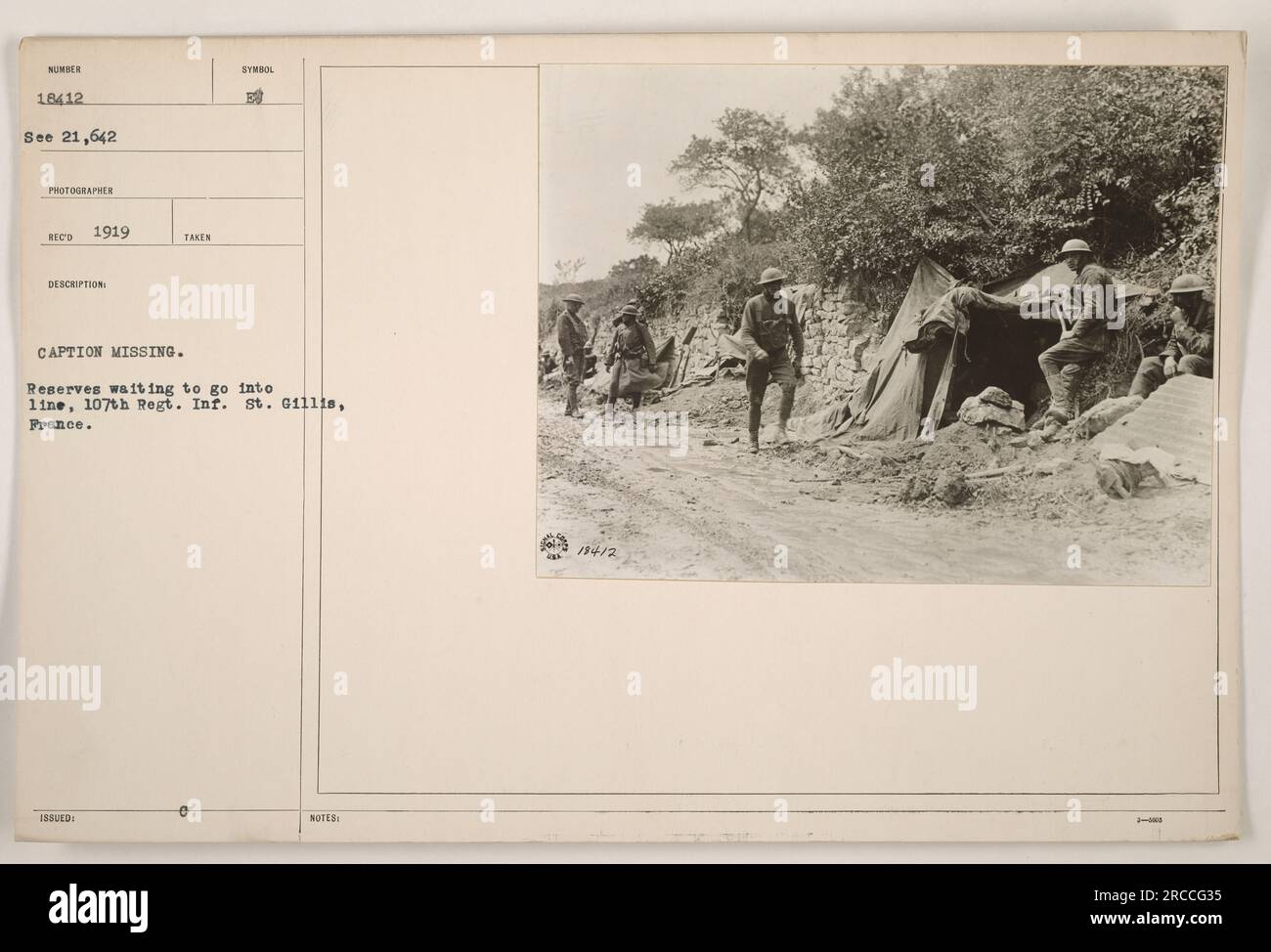 Reserve soldiers from the 107th Regiment of Infantry in St. Gillis ...