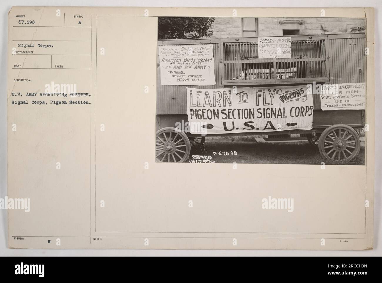 Aerial messenger system hi-res stock photography and images - Alamy