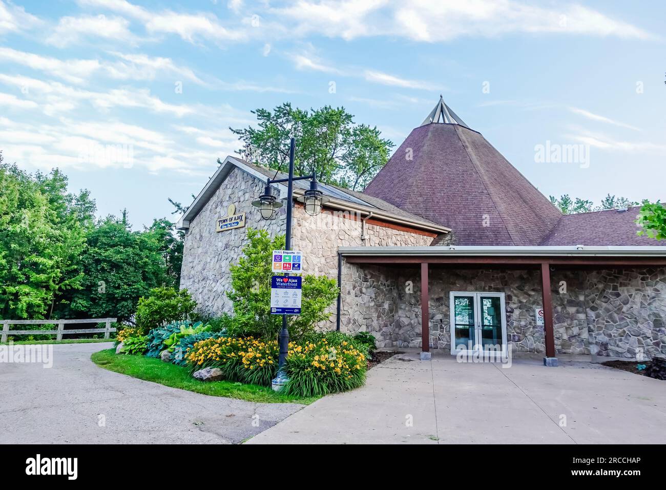 Rotary park ajax hi-res stock photography and images - Alamy