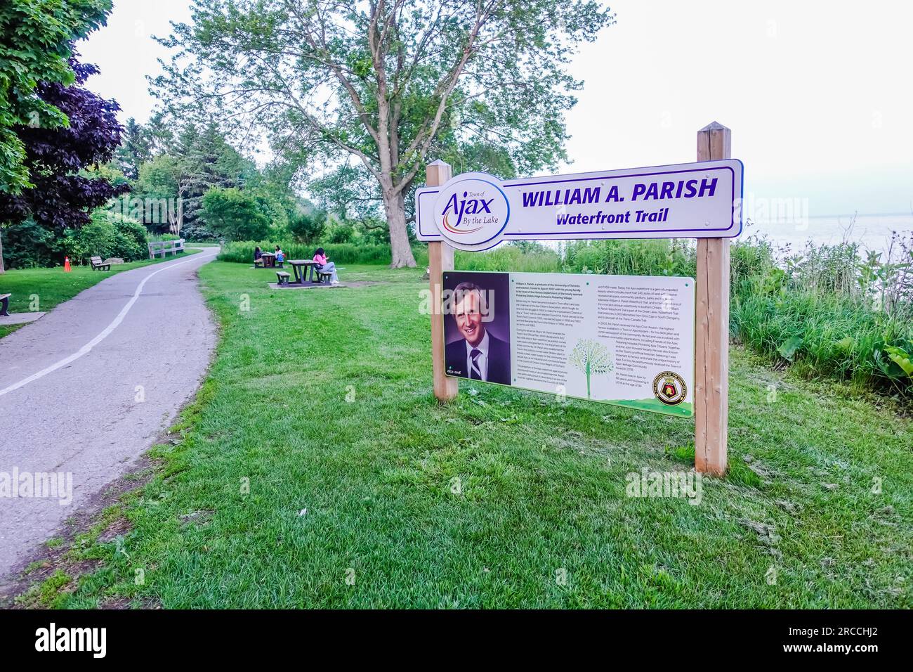 Waterfront trail sign hi-res stock photography and images - Alamy