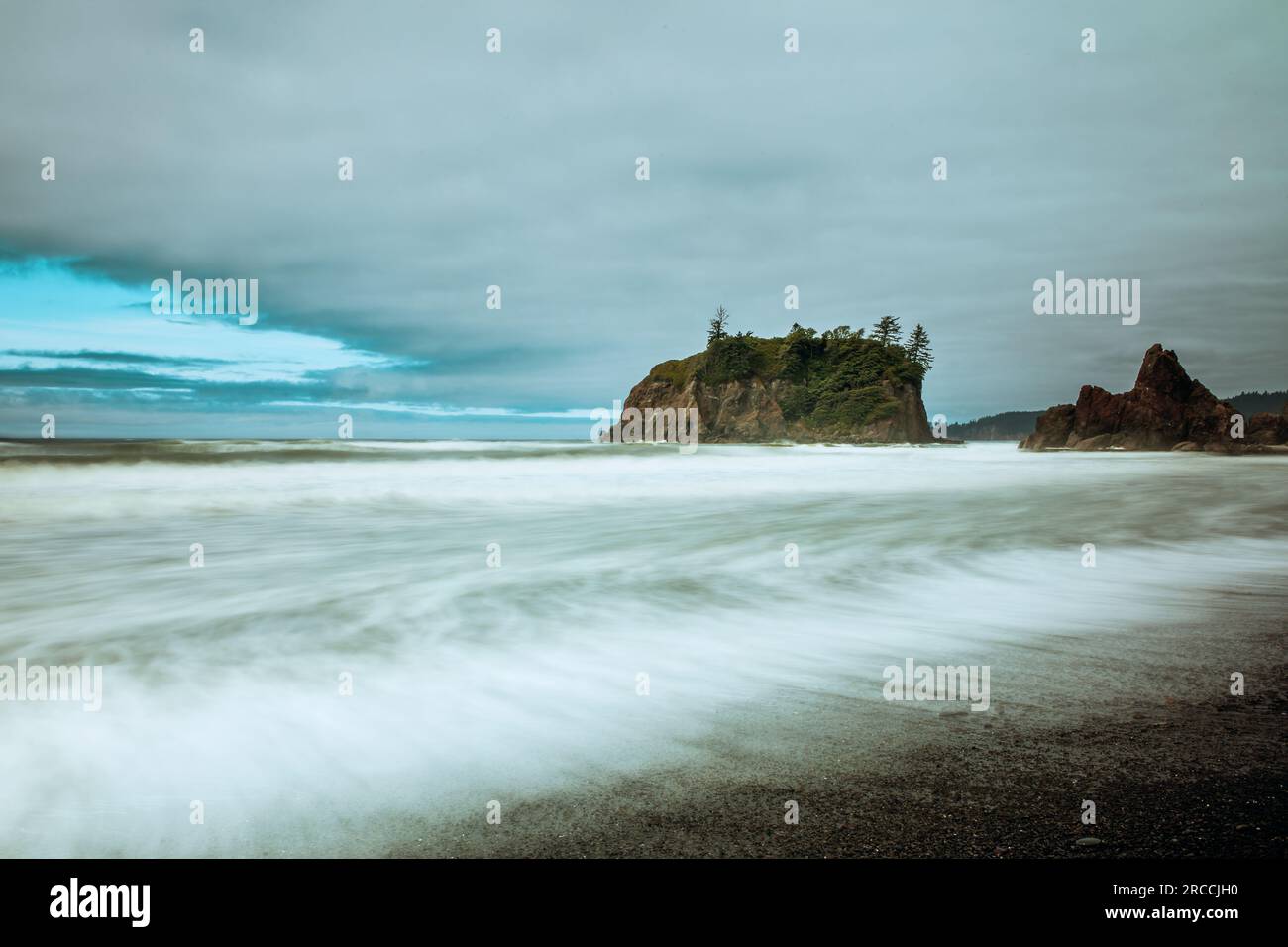 Washington coast ocean landscape hi-res stock photography and images ...