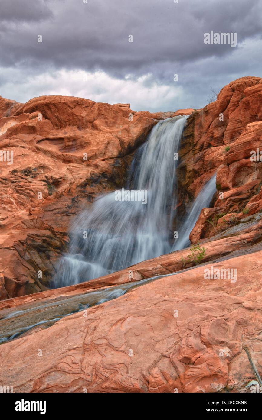 Gunlock Falls State Park Reservoir waterfall views, Utah by St George ...