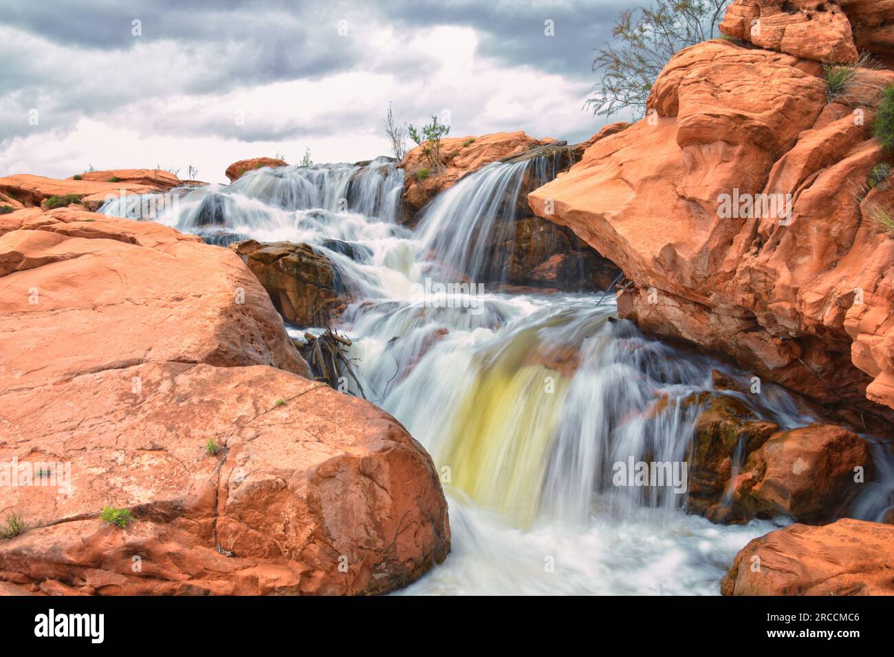 Gunlock Falls State Park Reservoir waterfall views, Utah by St George ...