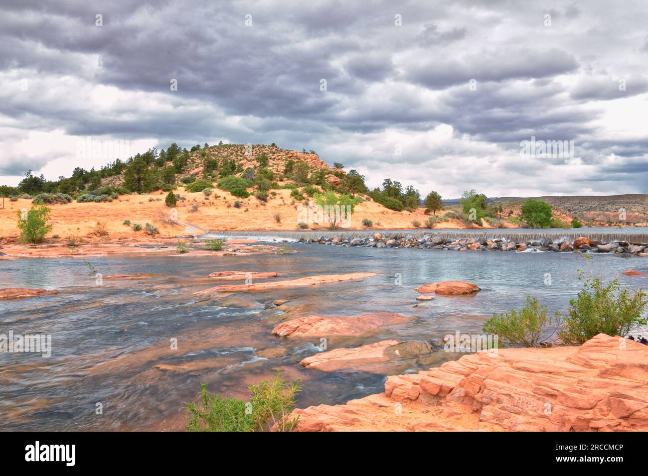 Gunlock Falls State Park Reservoir waterfall views, Utah by St George ...