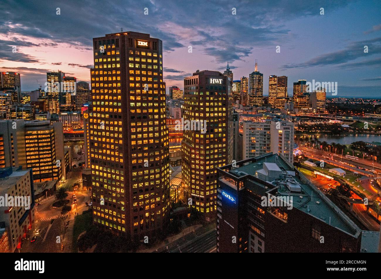 Melbourne cityscape skylines hi-res stock photography and images - Alamy