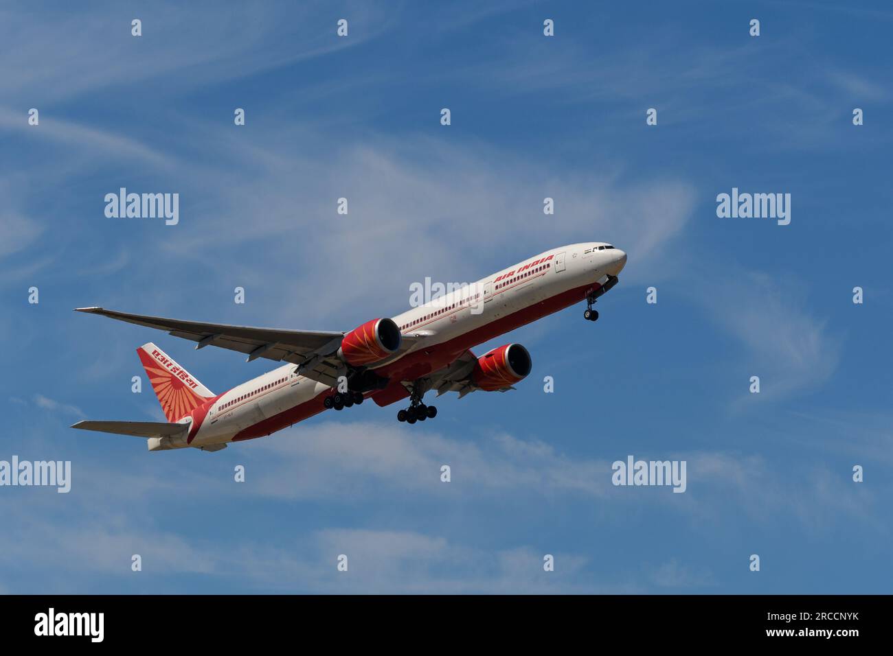 Air India Boeing 777 300er Hi res Stock Photography And Images Alamy Air India Boeing 777 300er Hi res Stock Photography And Images Alamy