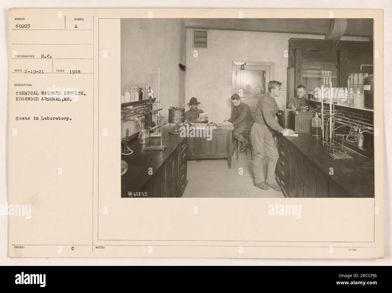 Chemical Warfare Service conducting experiments at Edgewood Arsenal in ...