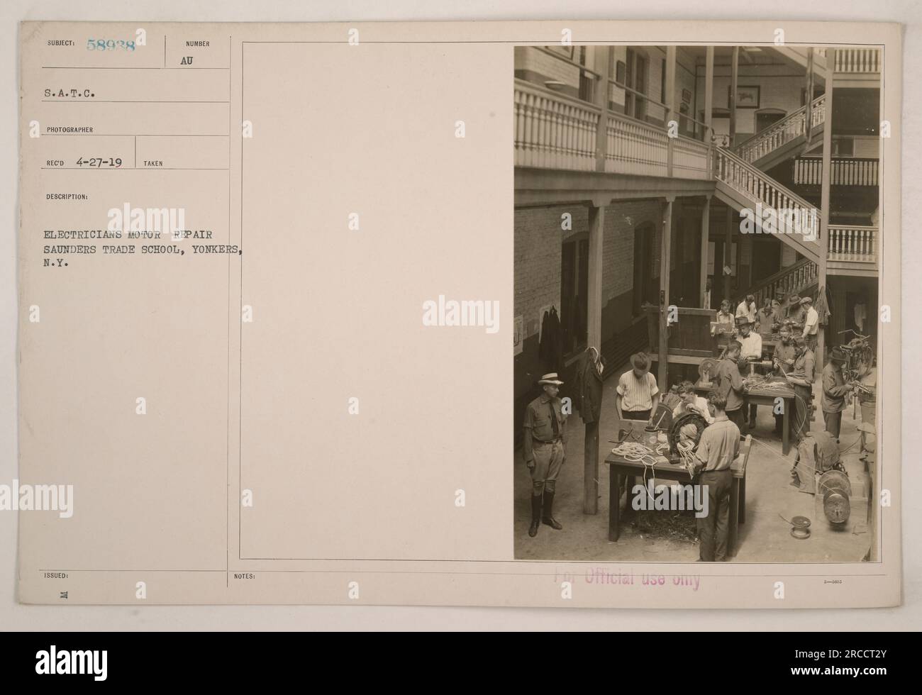 Surrect hi-res stock photography and images - Alamy