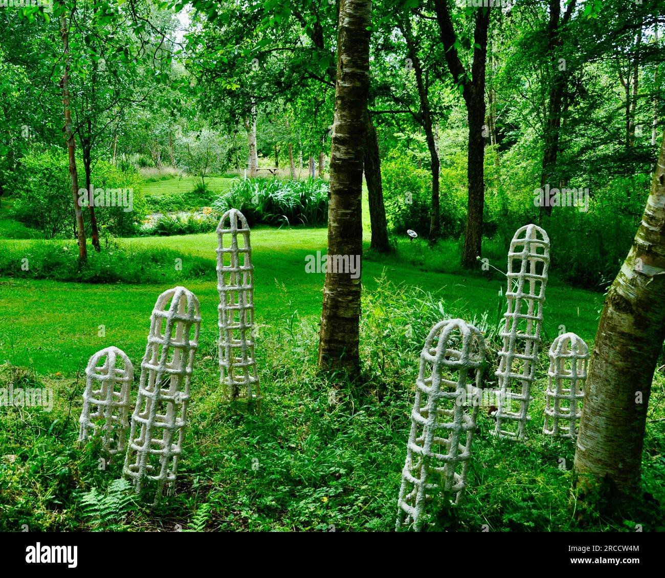 Alice Freeman - Corral - Jesmonite and non toxic fibreglass bandage ...