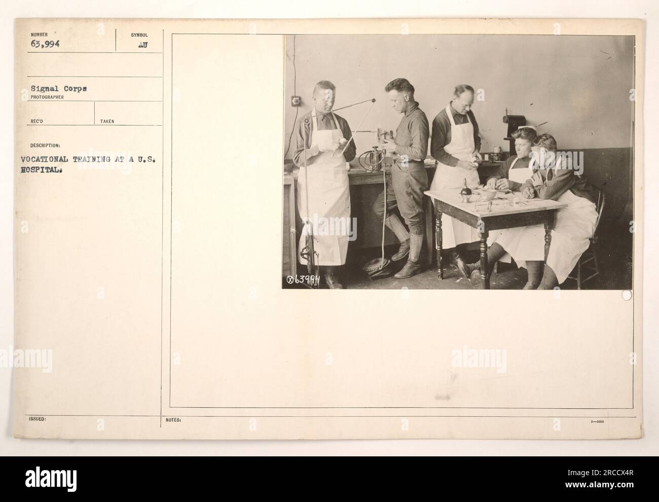American soldiers receiving vocational training at U.S. Hospital SUMBER ...