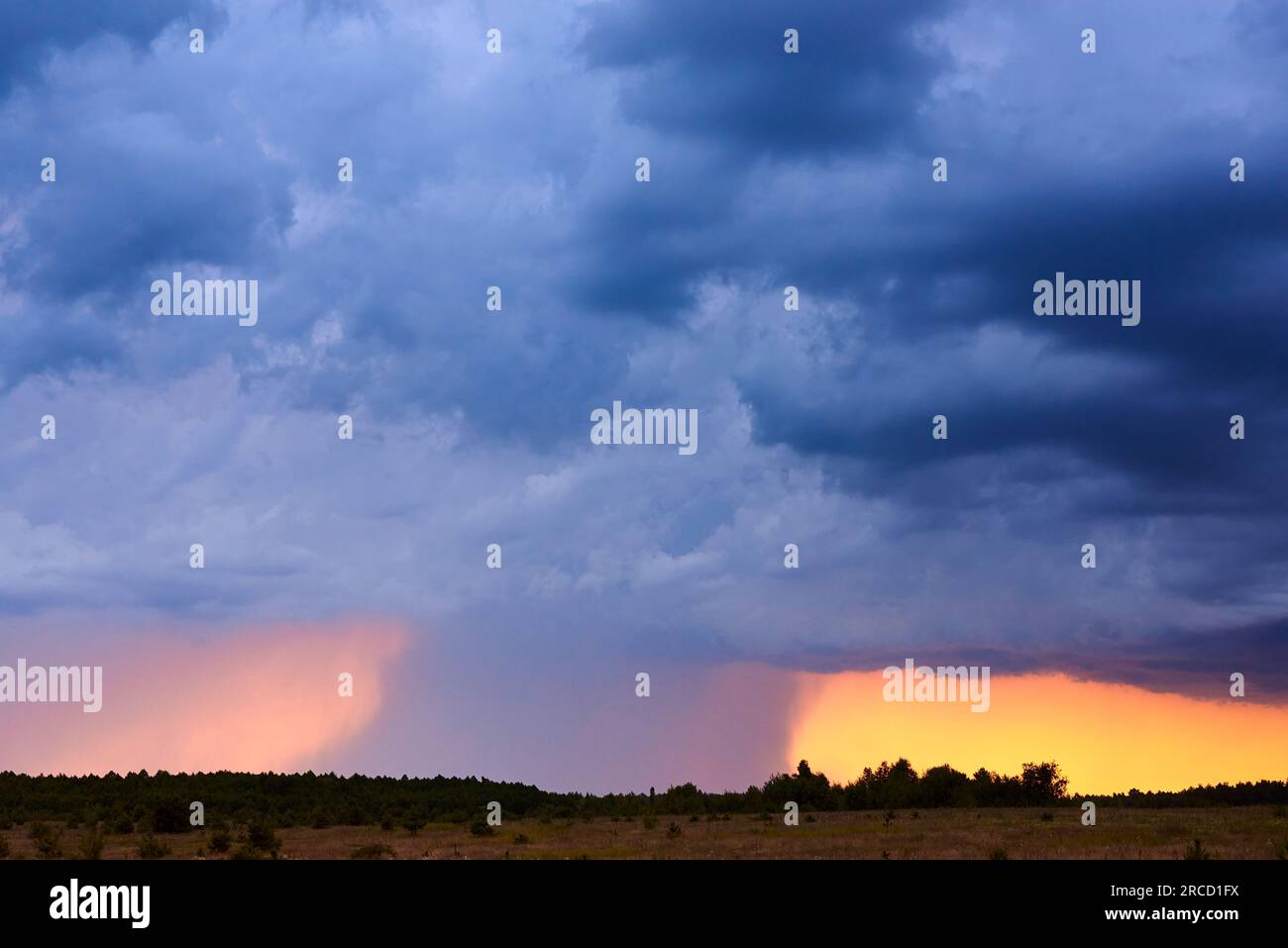 Hurricane storm lightening hi-res stock photography and images - Alamy