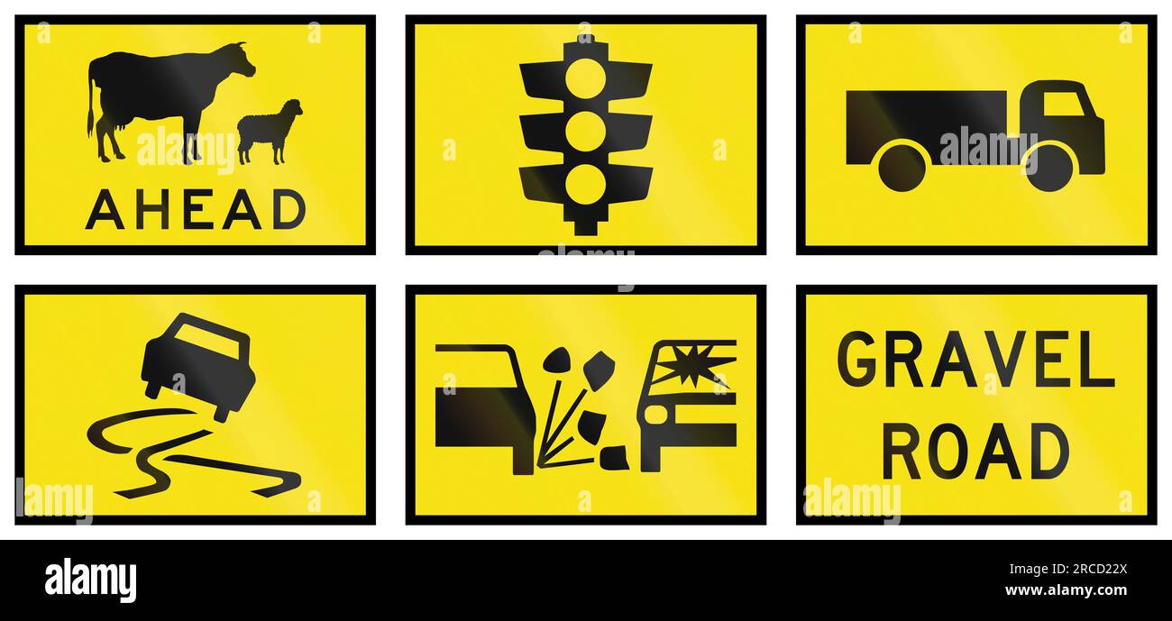 Animal Crossing Ahead In Australia Stock Photo - Alamy