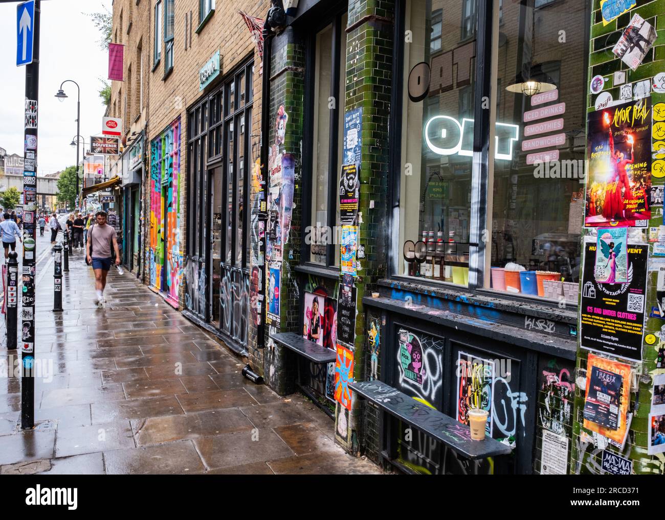Graffiti on buildings on a wet Saturday morning in Shoreditch, East End ...