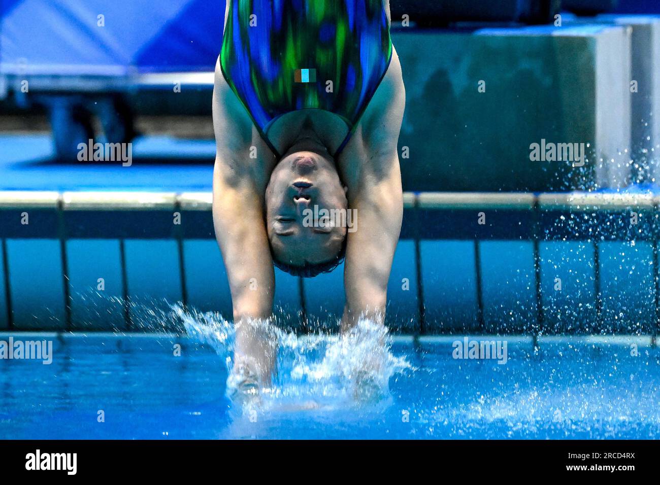 1m springboard women hi-res stock photography and images - Alamy