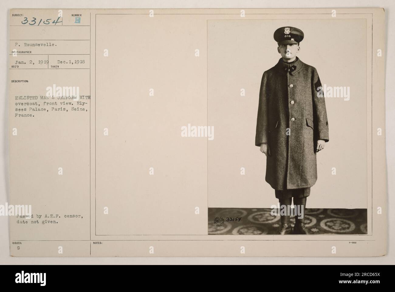 Enlisted mans uniform hi-res stock photography and images - Alamy