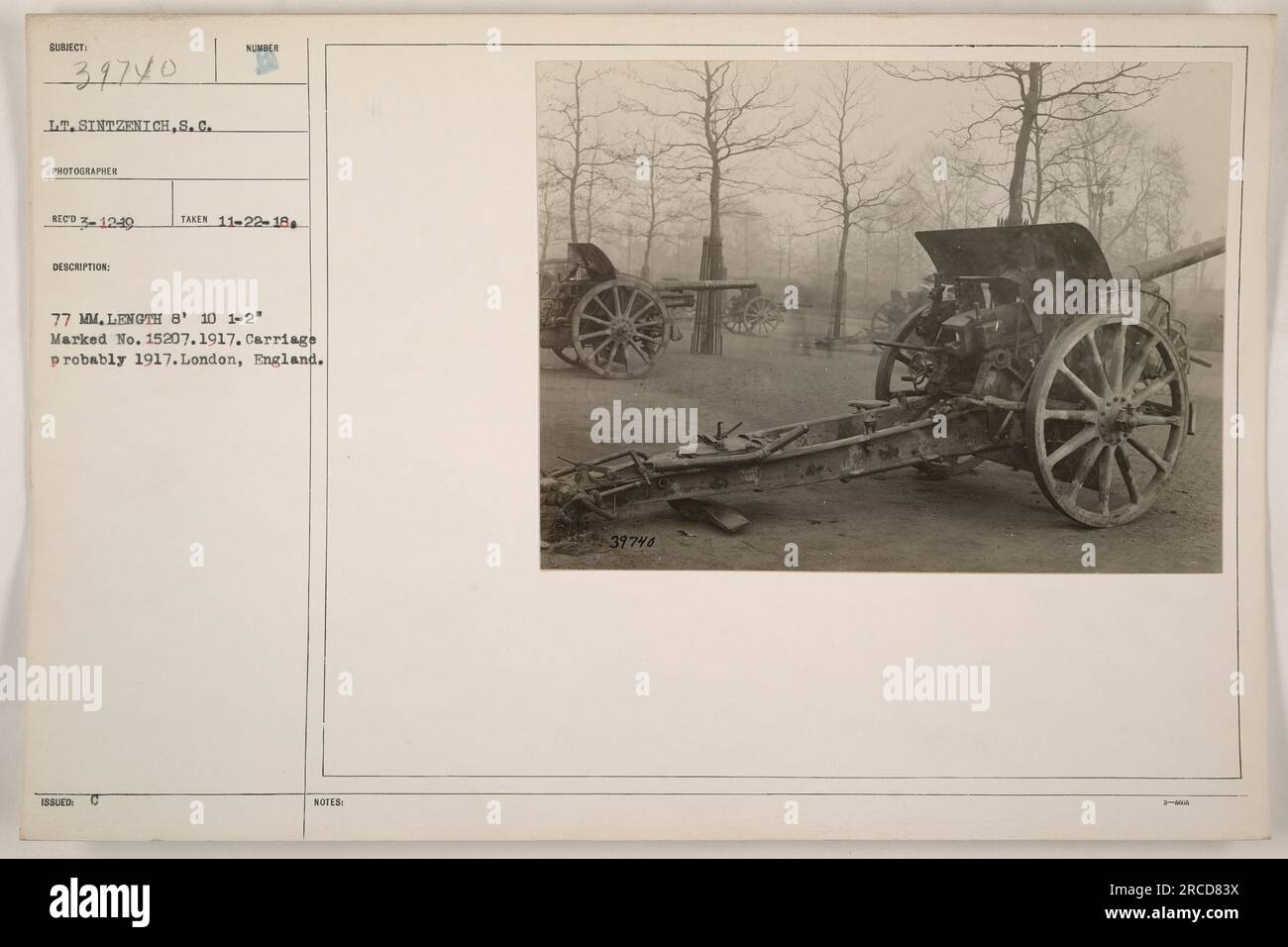 77mm artillery hi-res stock photography and images - Alamy