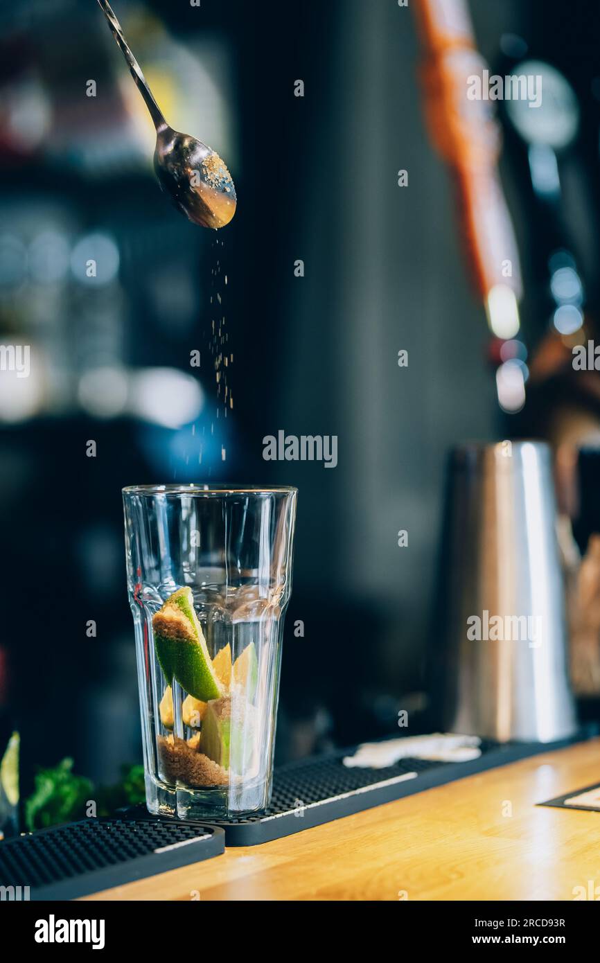 Waitress Preparing A Mojito Cocktail In A Bar Stock Photo - Alamy