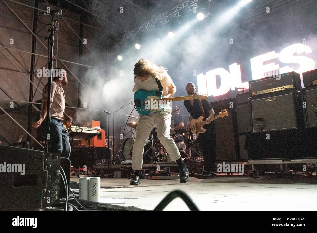 Idles show hi-res stock photography and images - Alamy