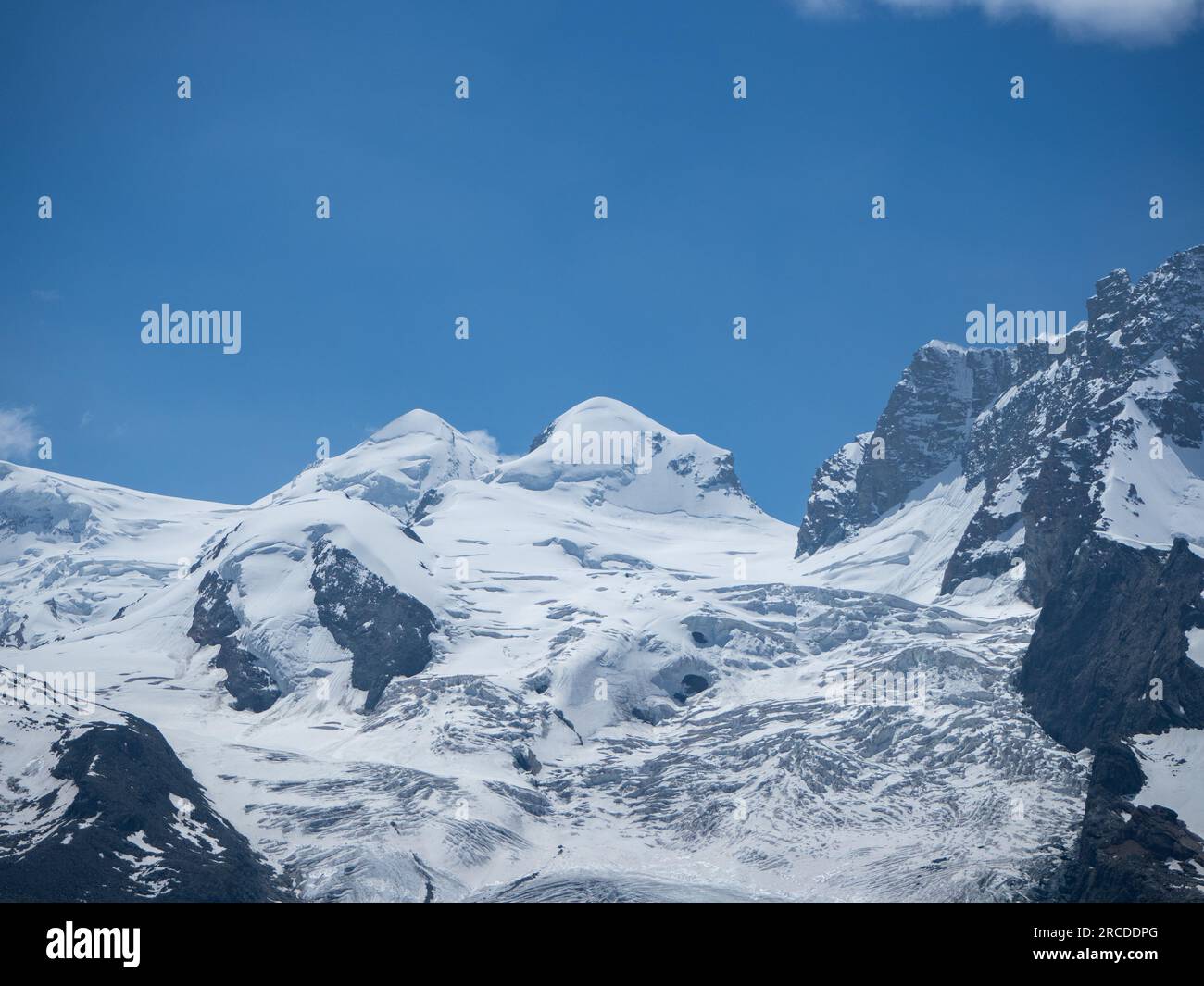 4000 meter peaks hi-res stock photography and images - Alamy