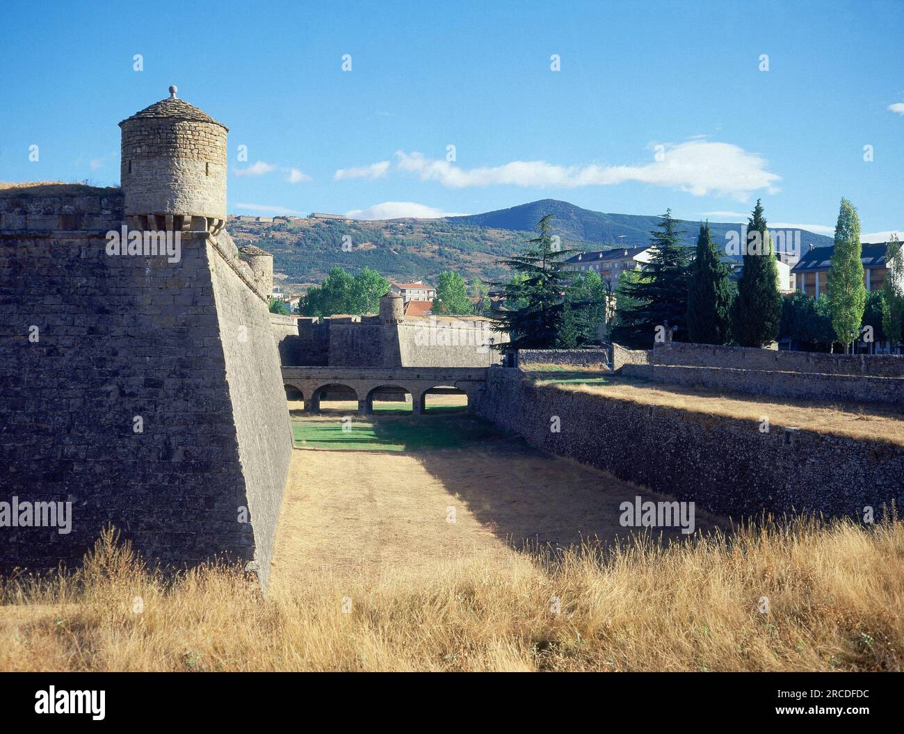 MURALLAS DE LA CIUDADELA DE JACA - SIGLO XVI/XVII - FOTO AÑOS 80 ...