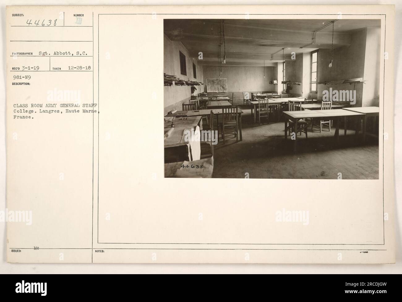 American soldiers attending a class at the Army General Staff College ...
