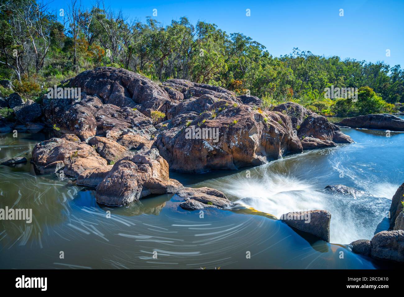 Small waterfall and swimming hole at top of Boonoo Boonoo Falls, Boonoo ...