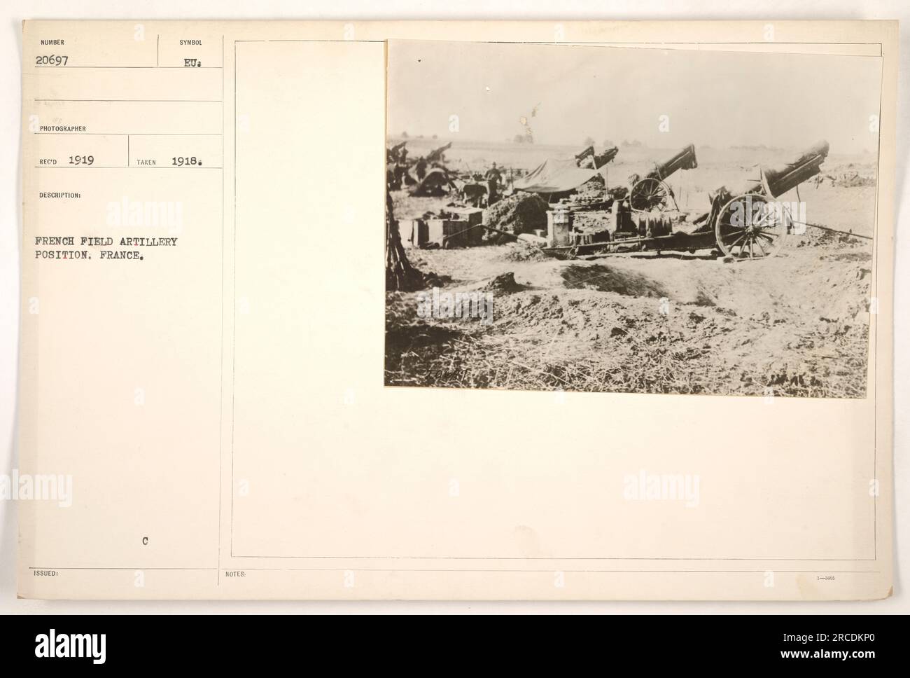 French field artillery positioned in France during World War One. The ...