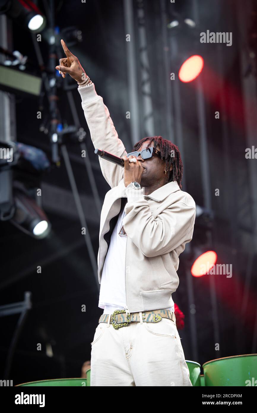 Rapper rema hi-res stock photography and images - Alamy