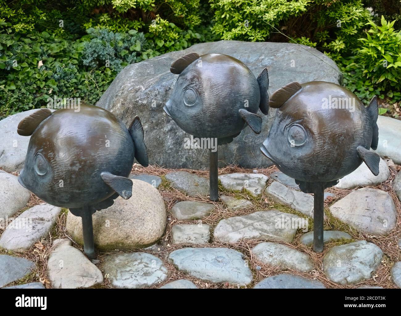 Small bronze sculpture of a family of three blowfish Neototems Children ...
