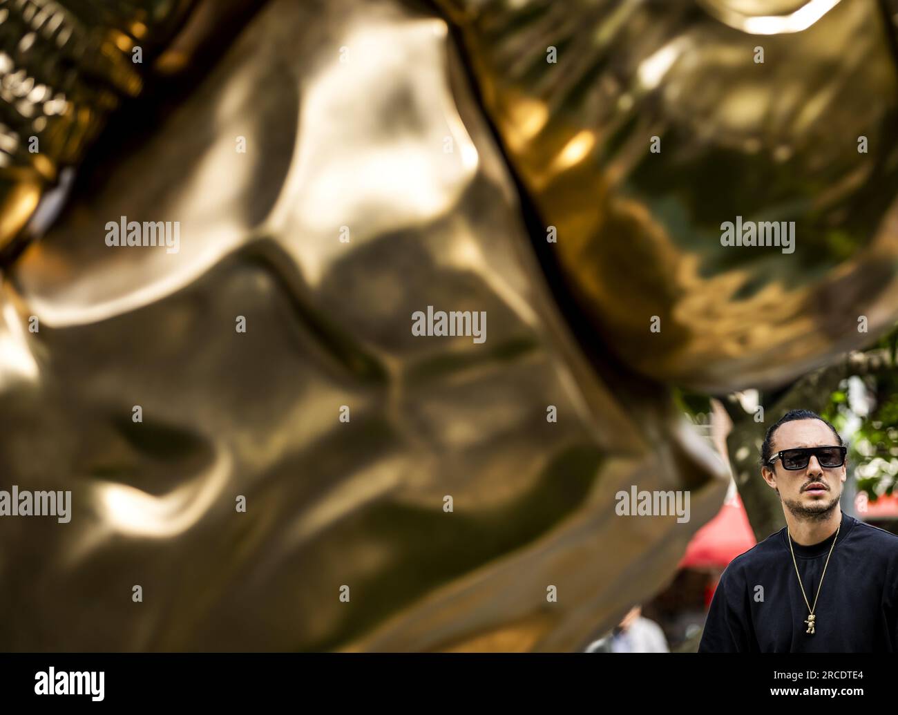 AMSTERDAM - The artwork The Thinker by Joseph Klibansky will be placed ...