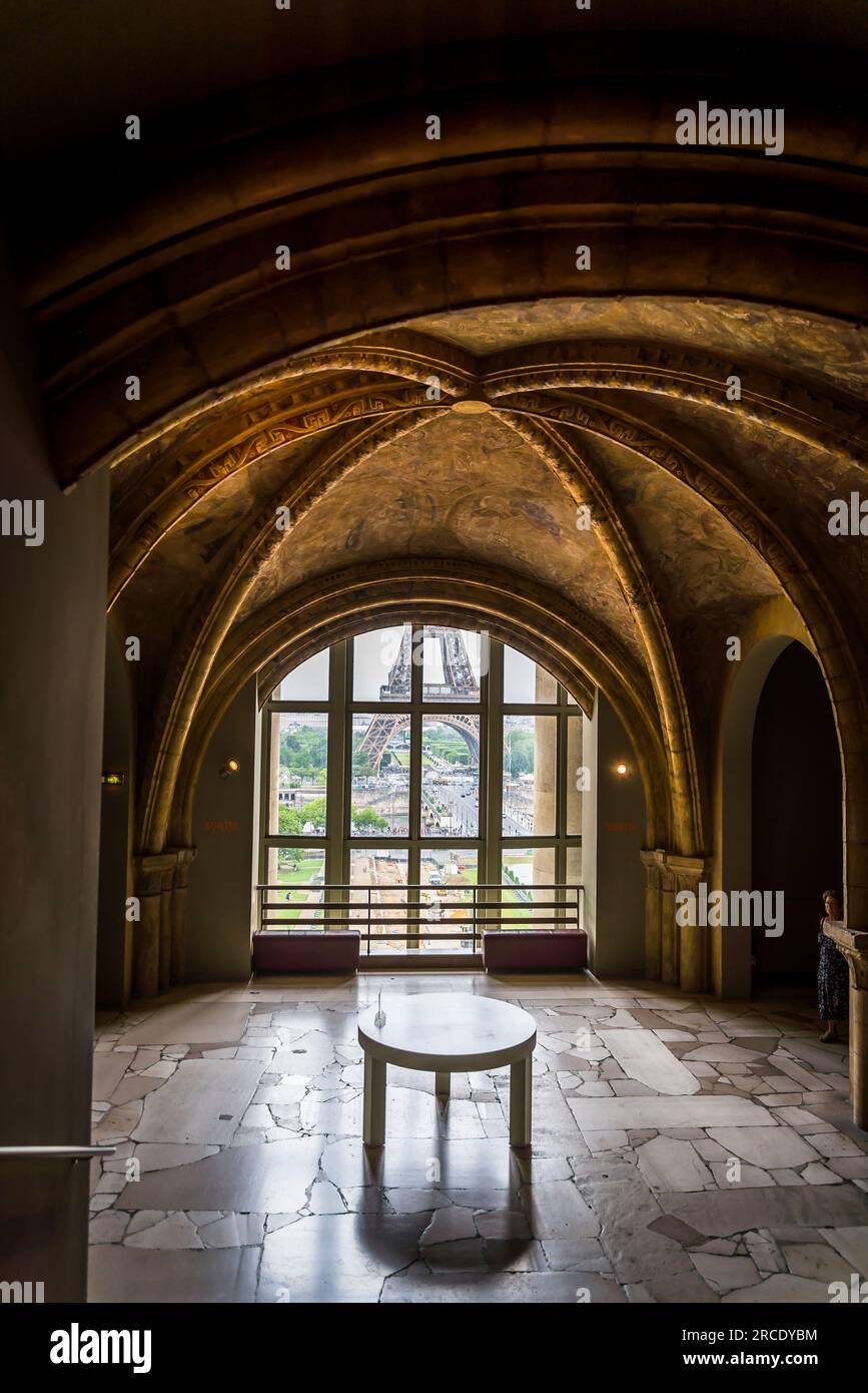 Medieval crypt architecture, The Cité de l'architecture et du ...