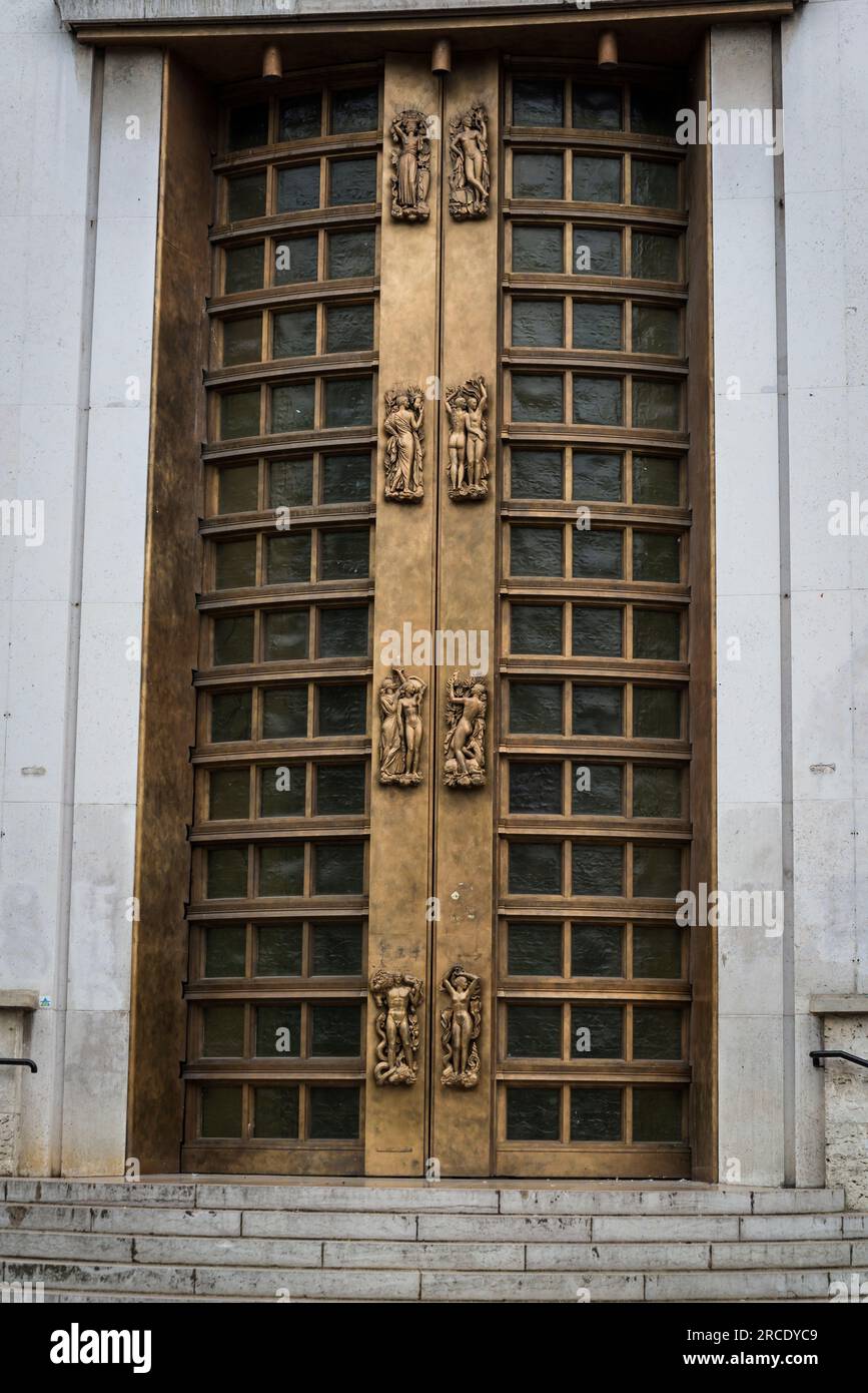 Art deco gate with sculpture, Palais de Tokyo, an exhibition space ...