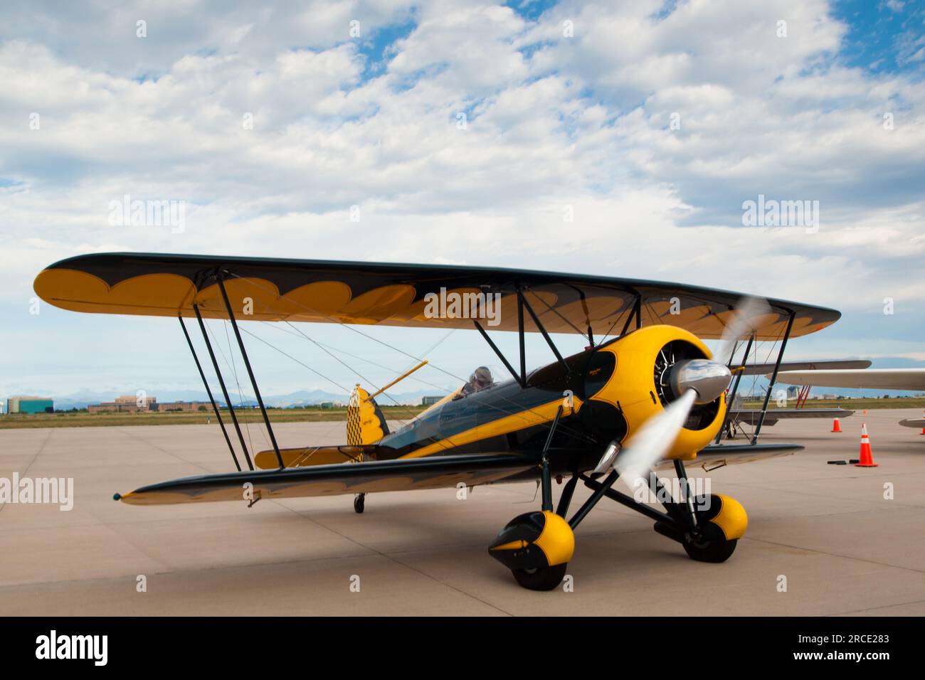 Two bay biplanes hi-res stock photography and images - Alamy