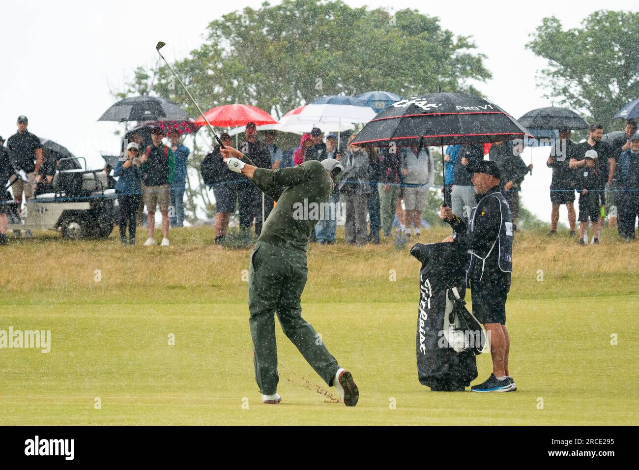North Berwick, East Lothian, Scotland, UK. 14th July 2023. Adam Scott plays approach to the 8th ...