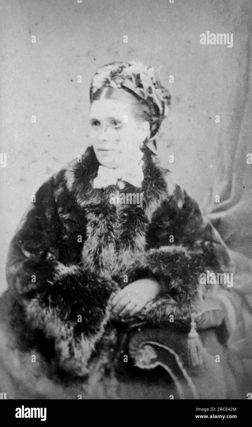 Seated portrait of a lady in furs. Original photograph by Fradelle and ...