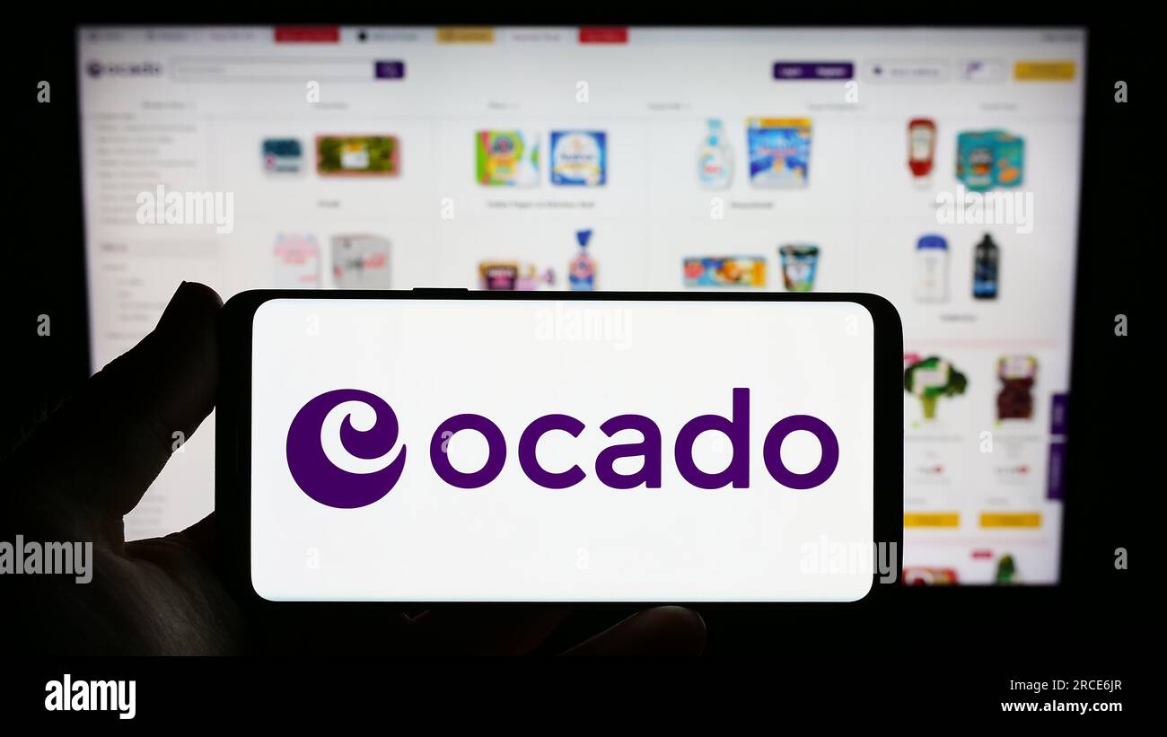 Ocado logo hi-res stock photography and images - Alamy