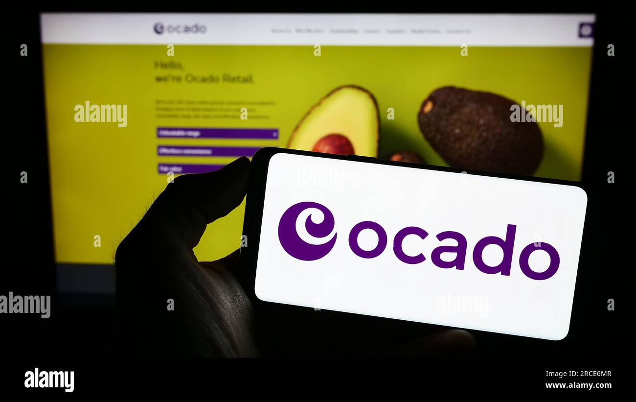 Ocado logo hi-res stock photography and images - Alamy
