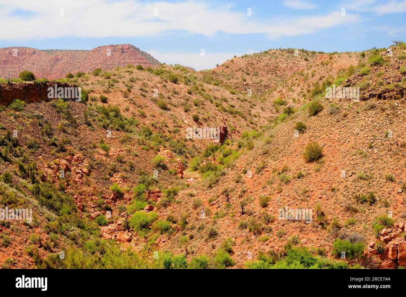 Verde valley and distant red rock mountains Stock Photo - Alamy